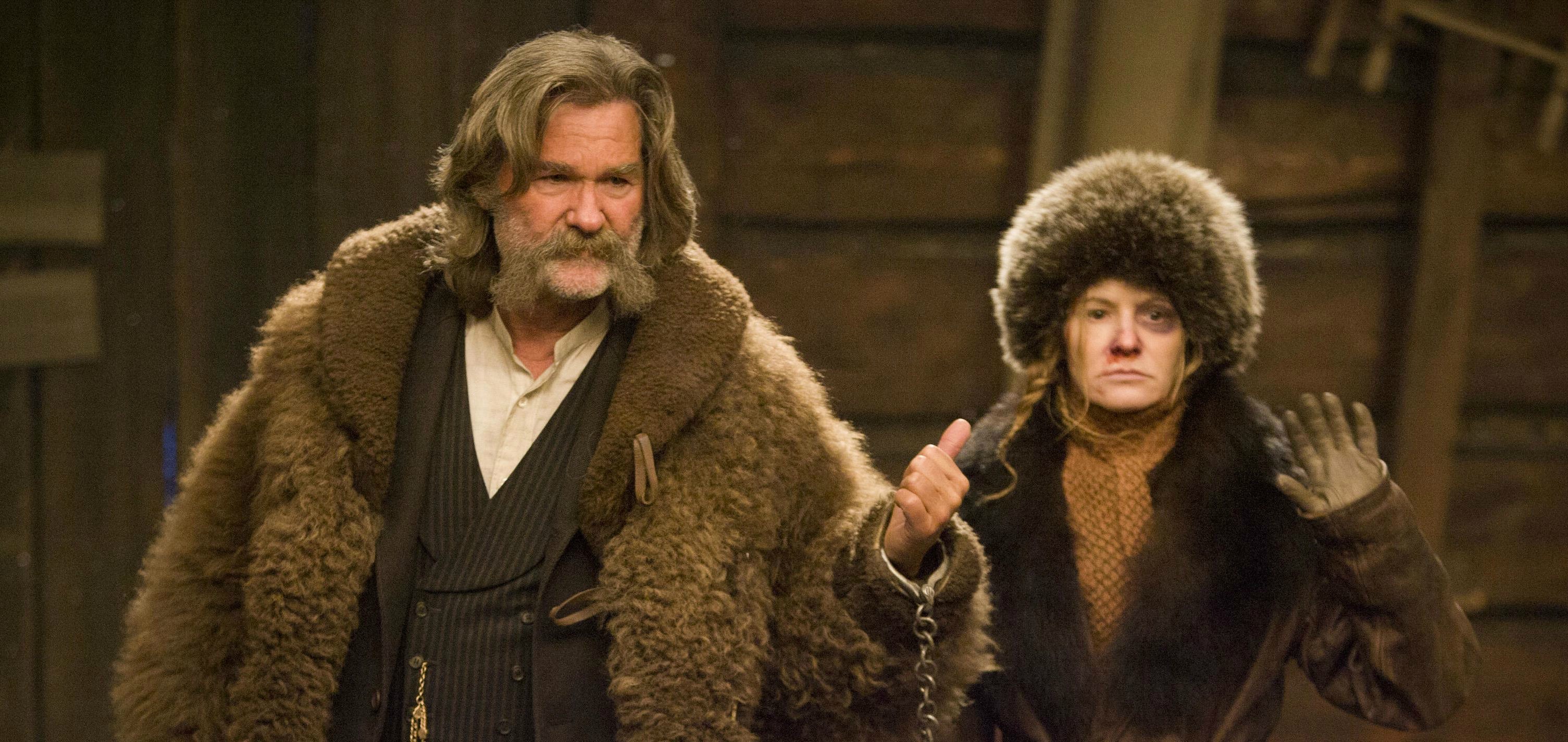 Jennifer Jason Leigh: Cuando toco mi muñeca derecha, pienso en Kurt Russell - Tomatazos