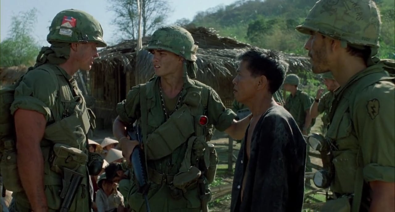 Johnny Depp, Charlie Sheen y Kevin Dillon se reúnen para festejar los ...