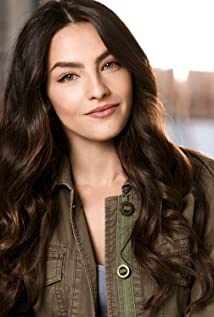 Kayla Compton - Tomatazos